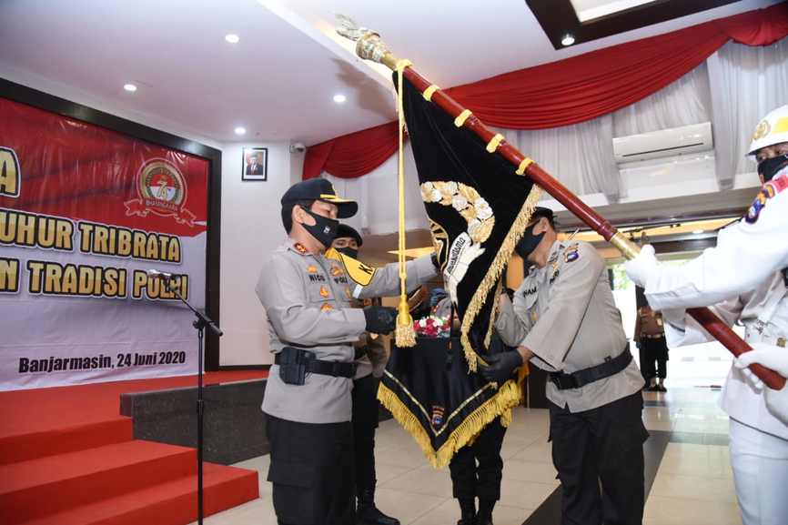 Kapolda Kalsel Pimpin Upacara Pemuliaan Nilai-Nilai Luhur Tribrata Polri - Barito Post