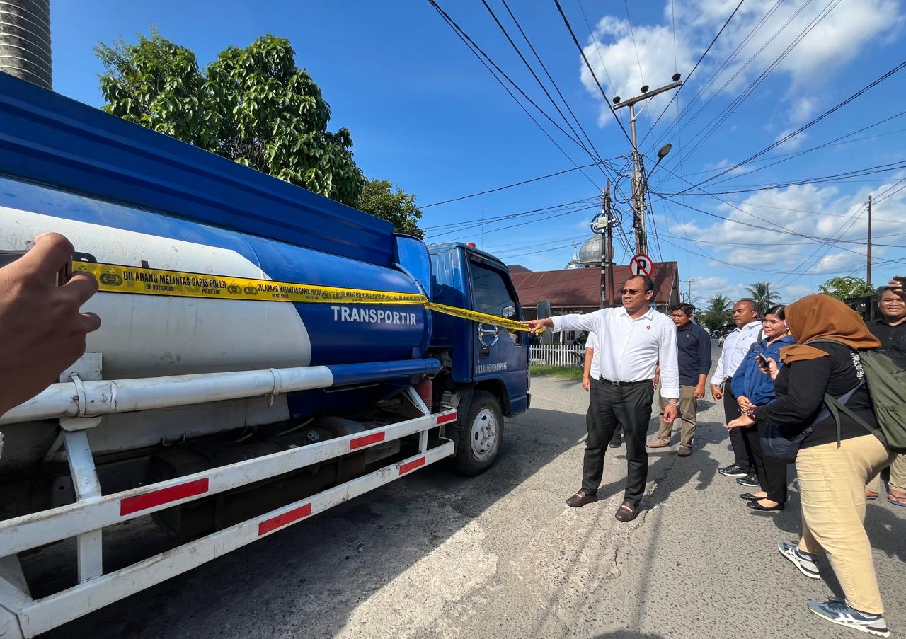 Ditreskrimsus Polda Kalsel Ungkap Kasus BBM Ilegal - Barito Post