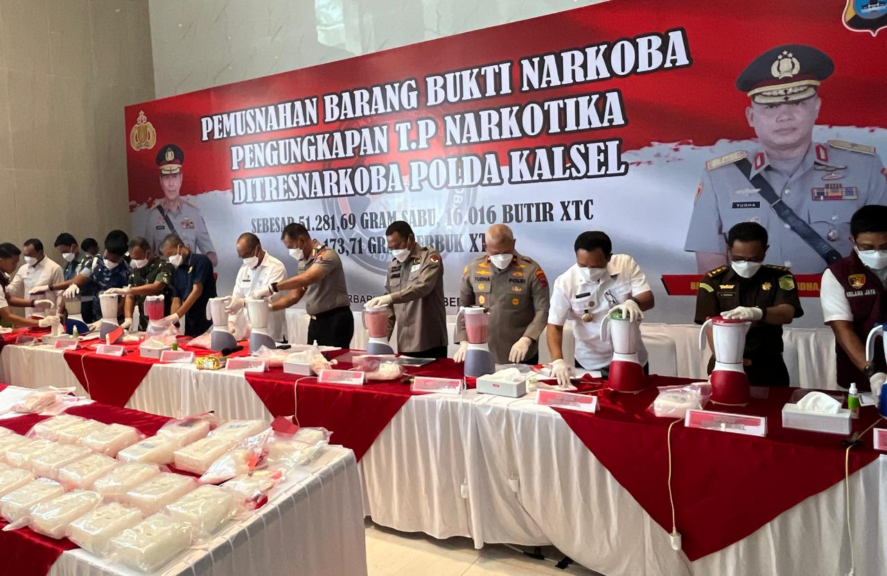 Musnahkan 51.28 Kilogram Sabu dan 16.016 Butir Pil Ekstasi Jaringan Internasional, Polda Kalsel ...